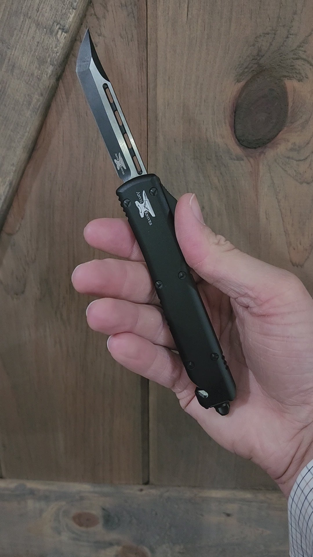 The GLADIATOR – Anvil Knives